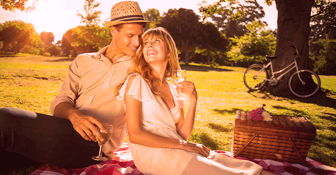 5 Romantic Date Ideas for Spring | Top 5 Dating Sites US